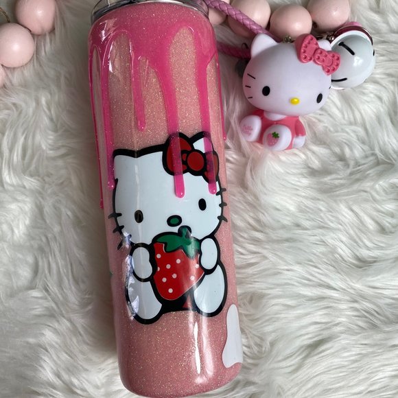 hobbeesboutique | Dining | Hello Kitty Glitter Tumbler 2oz | Poshmark